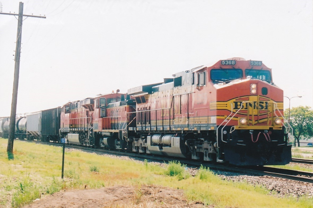 BNSF 5368 West